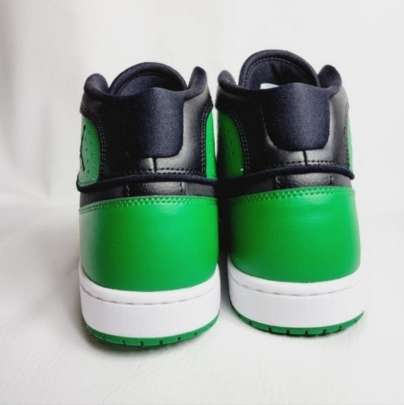 Nike | Shoes | 1 Mens Nike Jordan Access Ar376213 Green Black ...